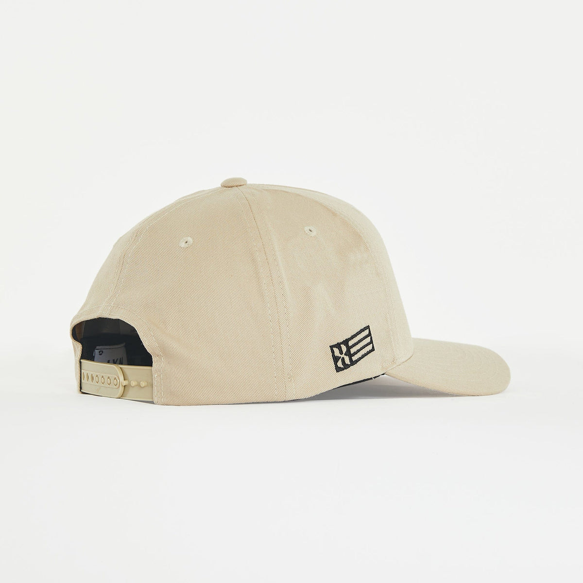 Interstellar 110 Cap Sand – George and Olive